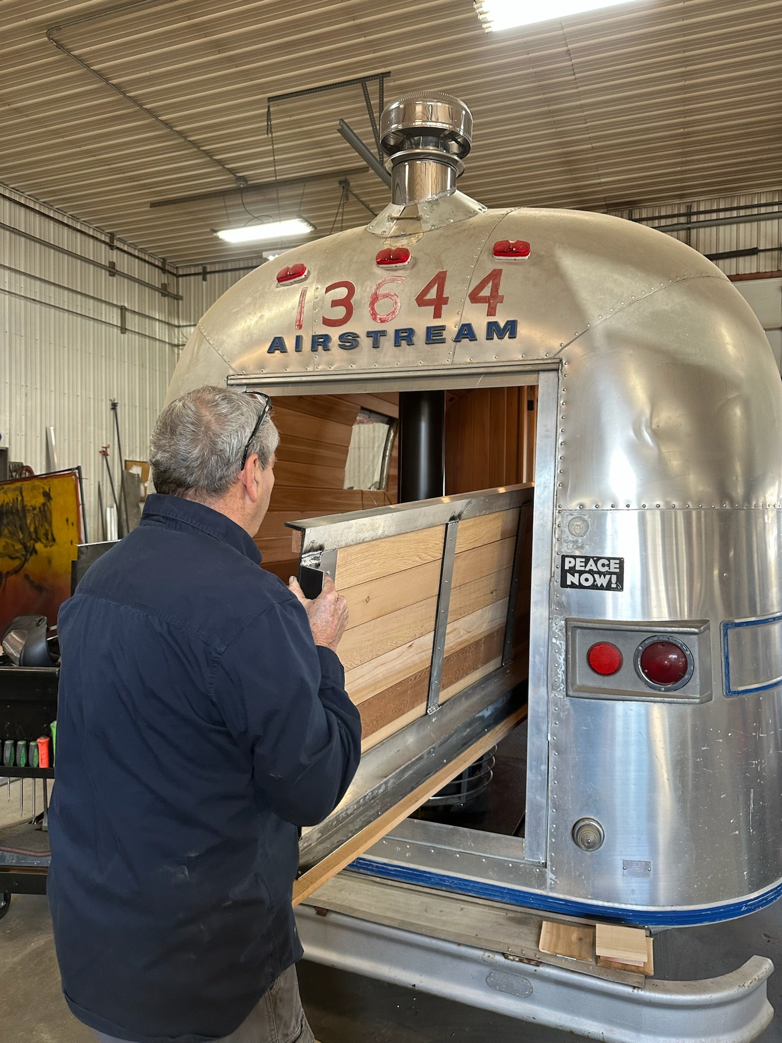 About Us | SWET – SWET USA